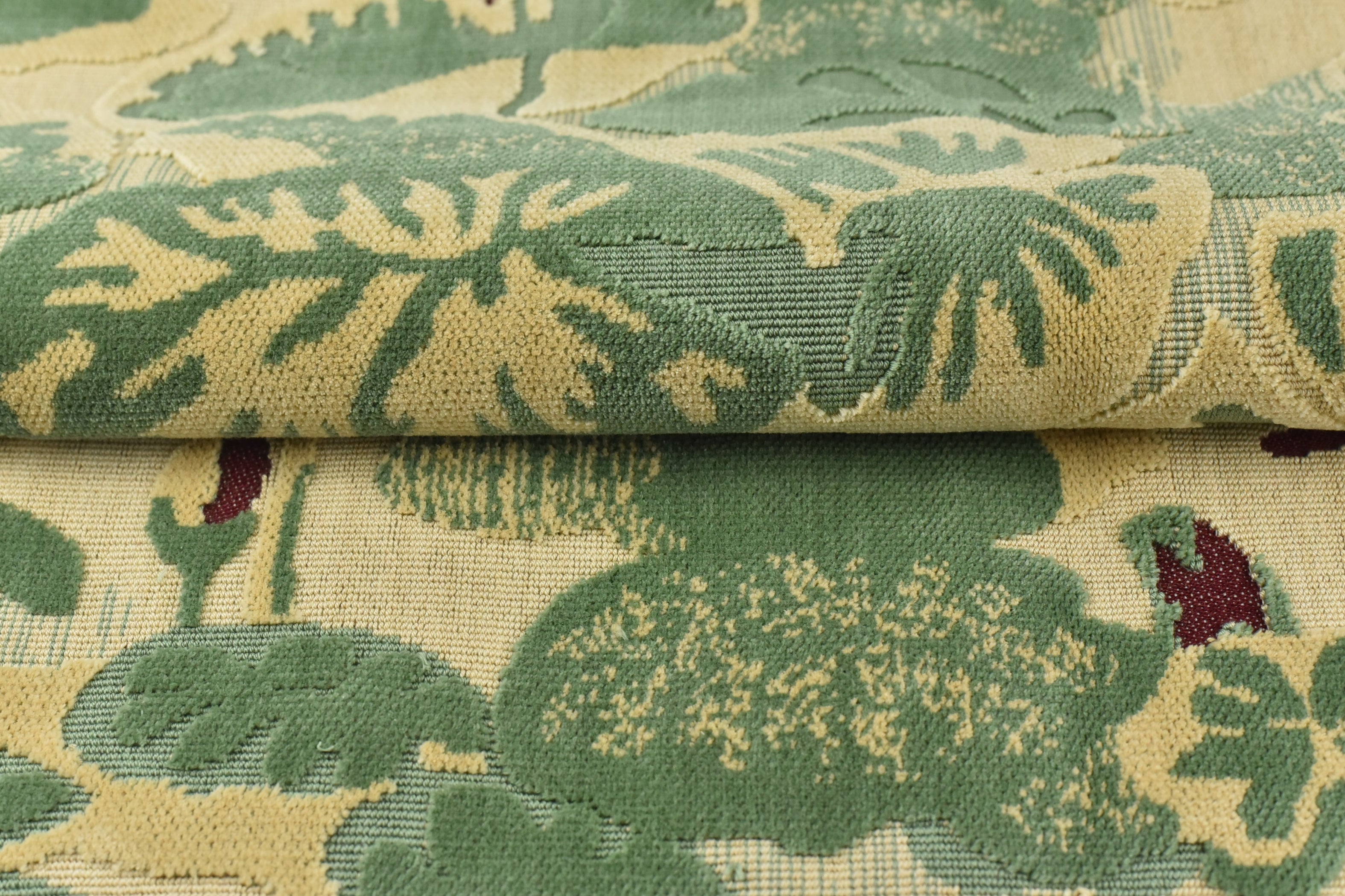 Heavy Duty Floral Jacquard Linen Tencel Blend Water Lily Raised Cut ...