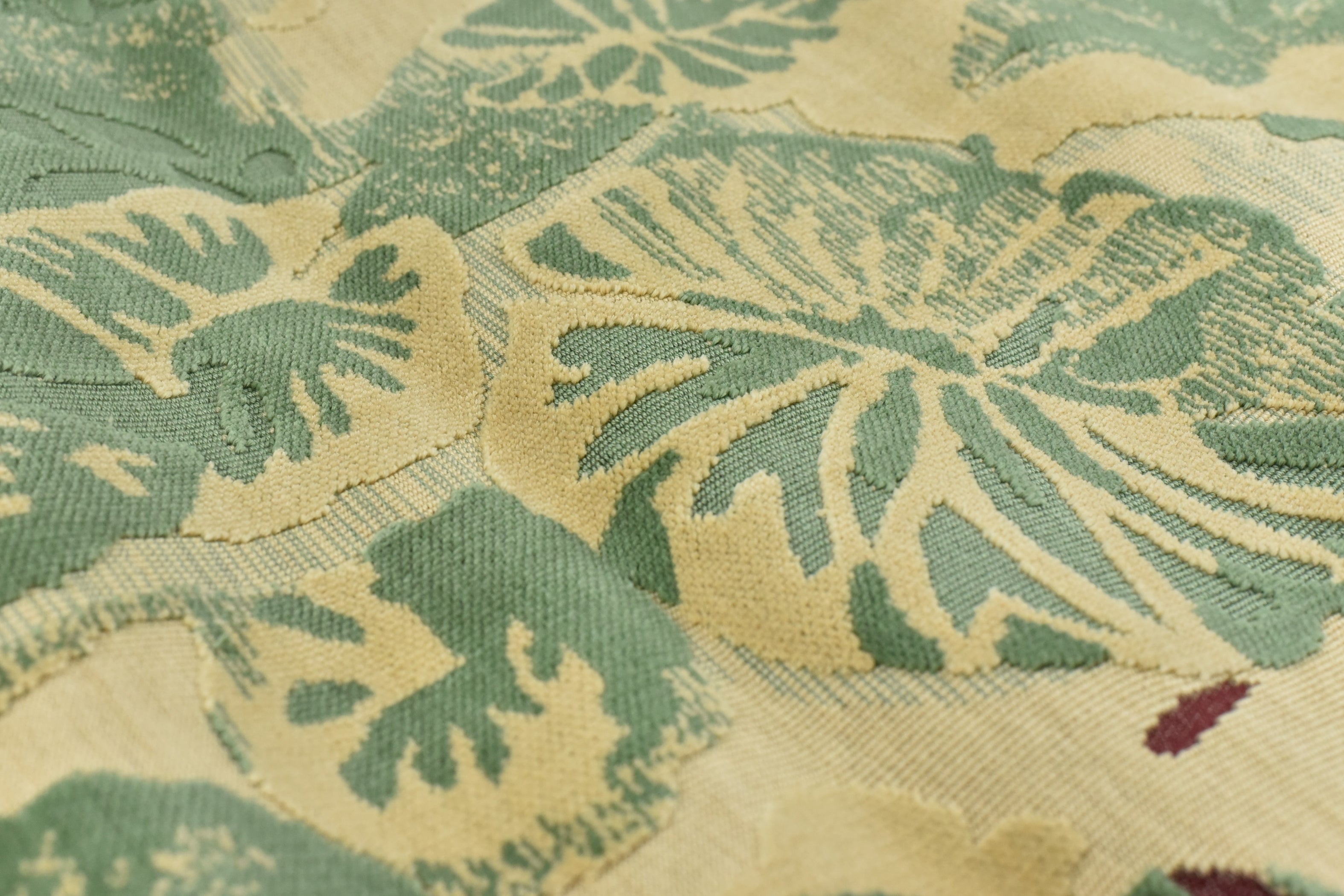 Heavy Duty Floral Jacquard Linen Tencel Blend Water Lily Raised Cut ...